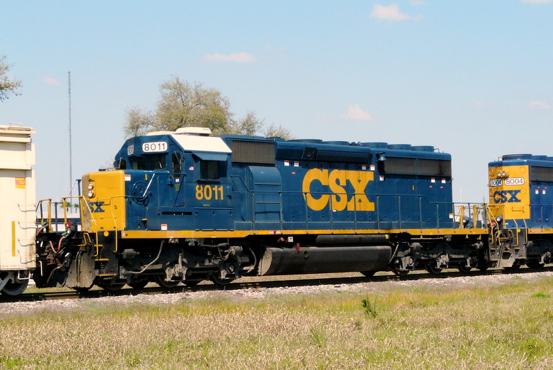 csx 8011